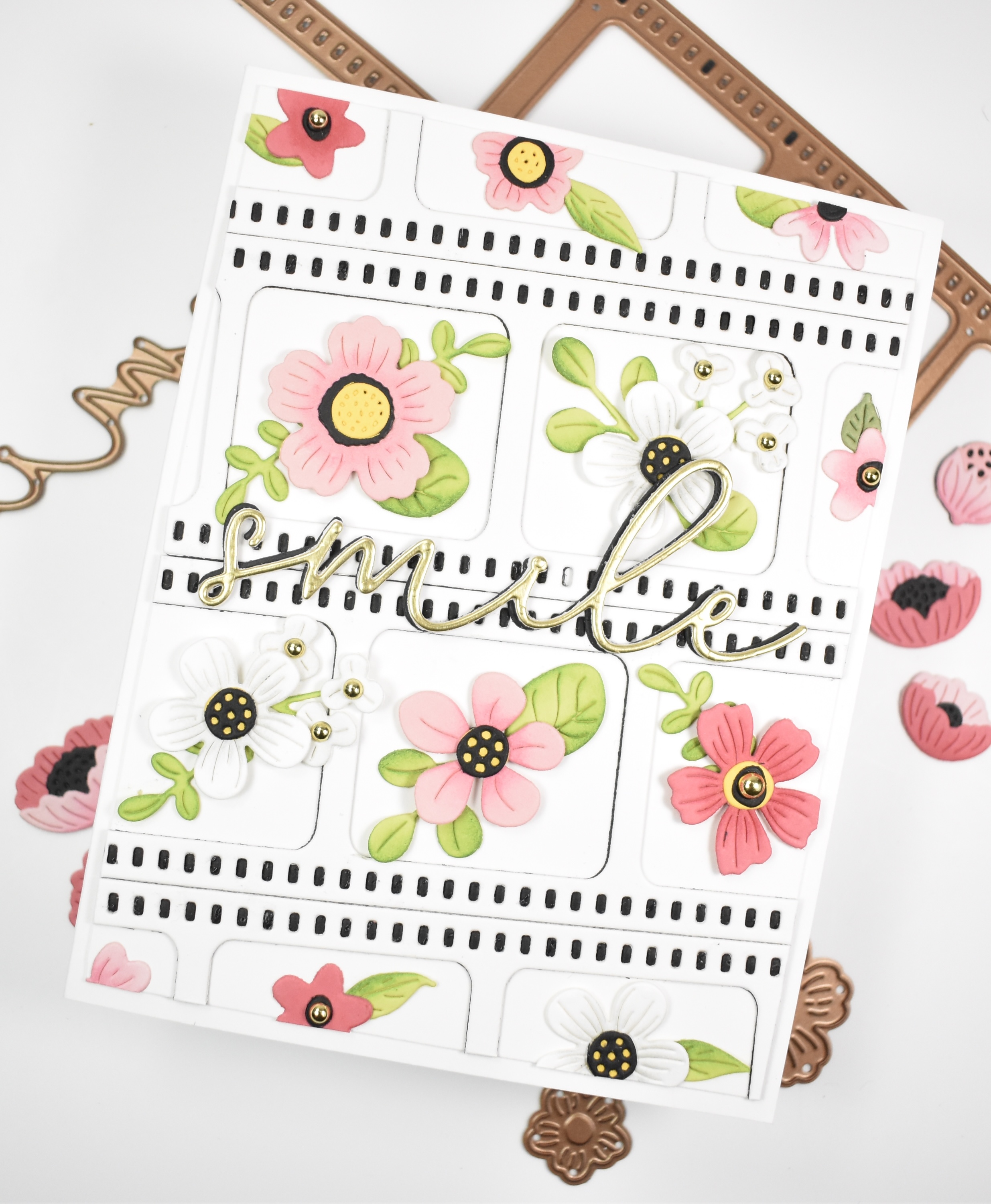 Spellbinders Floral Frame Grid – REDSAS