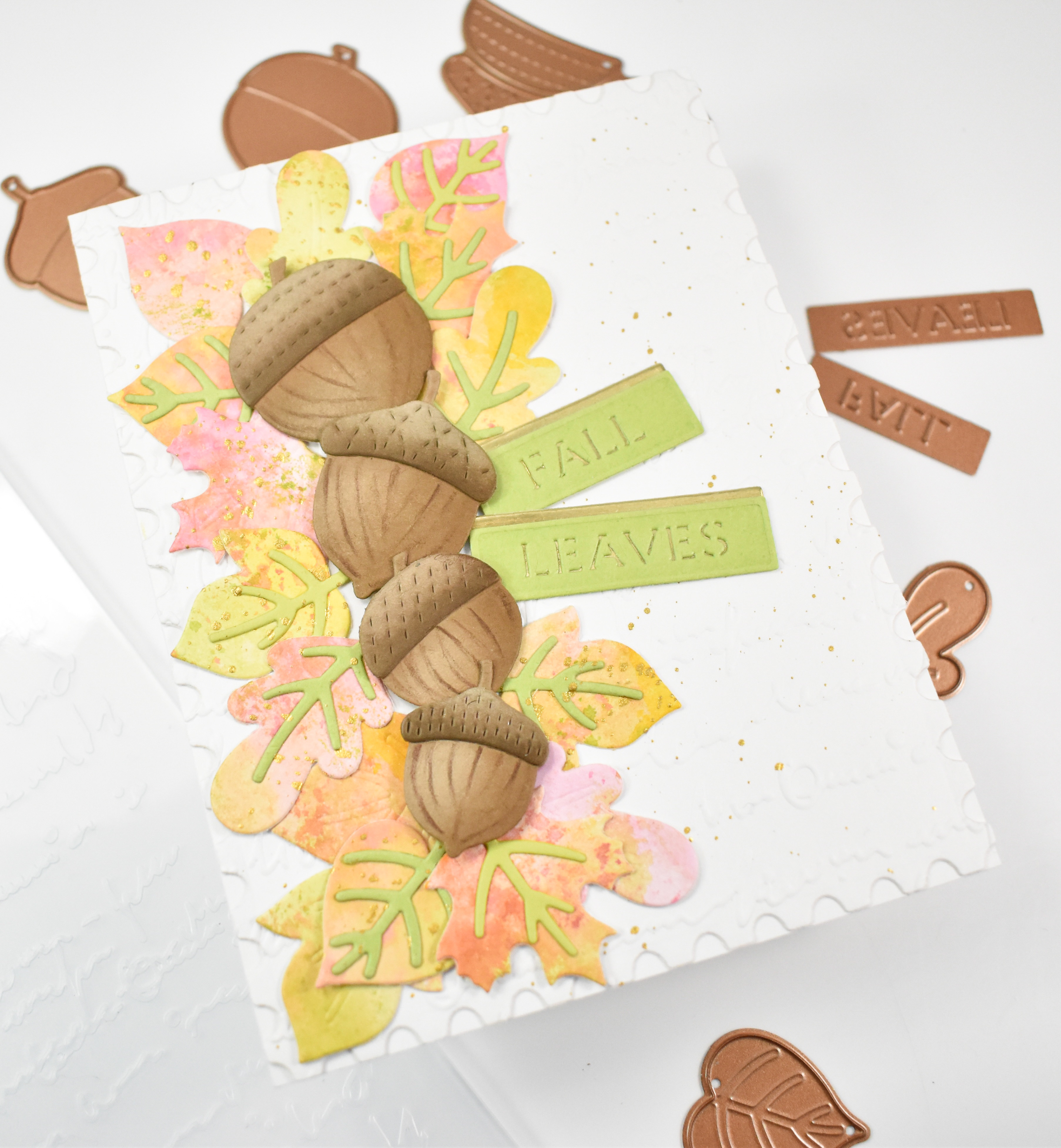 Spellbinders Falling Leaves – REDSAS